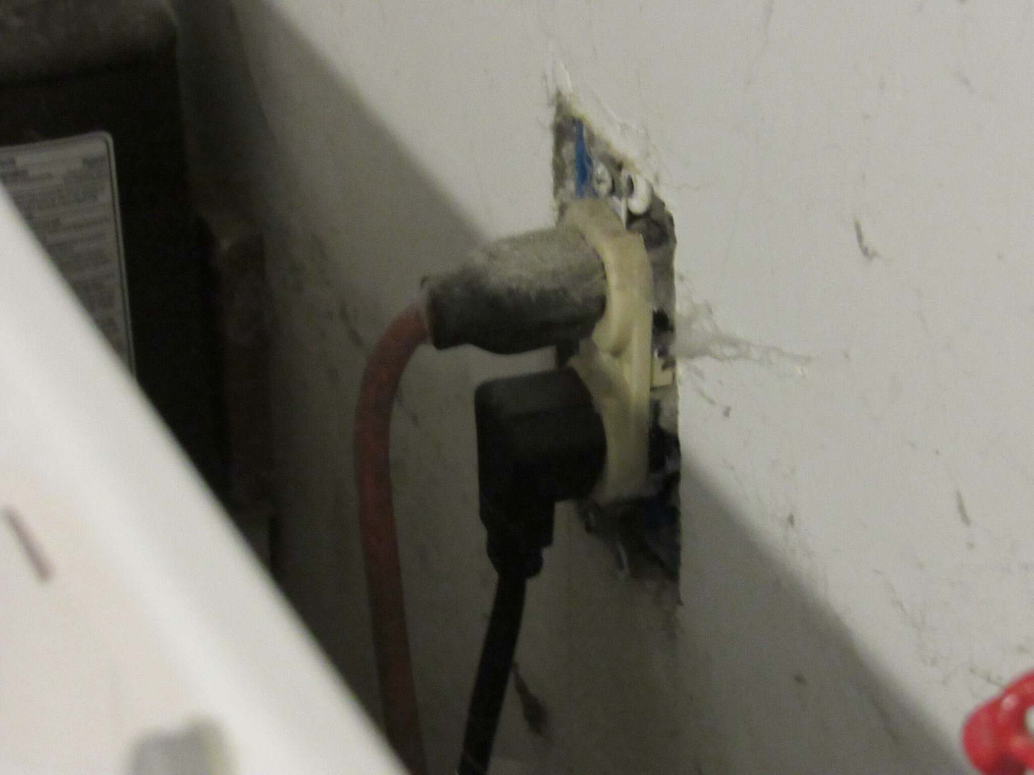 5 Common Electrical Safety Repairs - Scribeware | Home Inspection ...